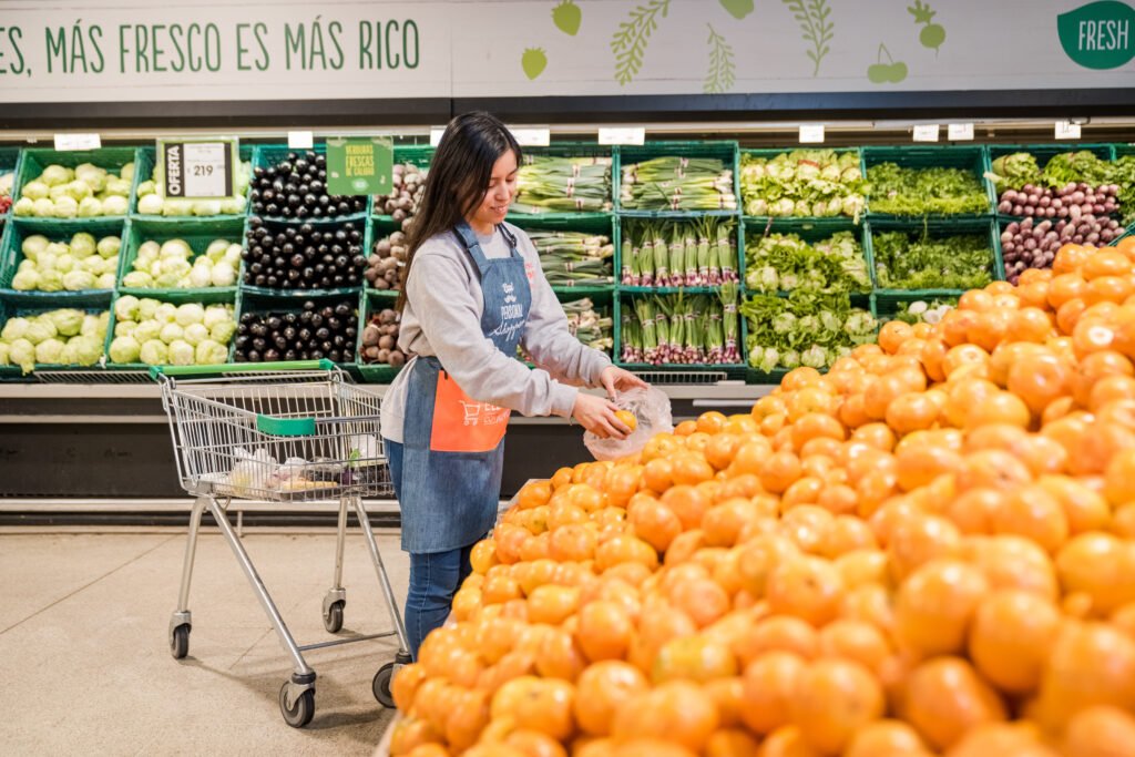 Cuatro de cada diez argentinos realizan compras de supermercado a ...