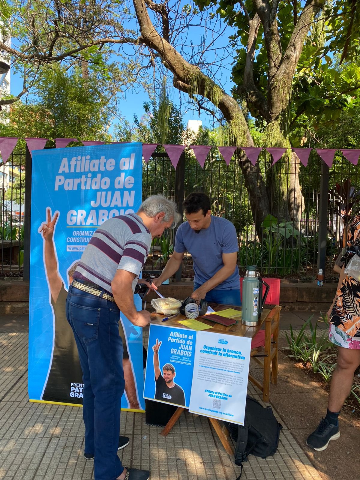 El partido Patria Grande lanzó su campaña de afiliaciones en toda la ...