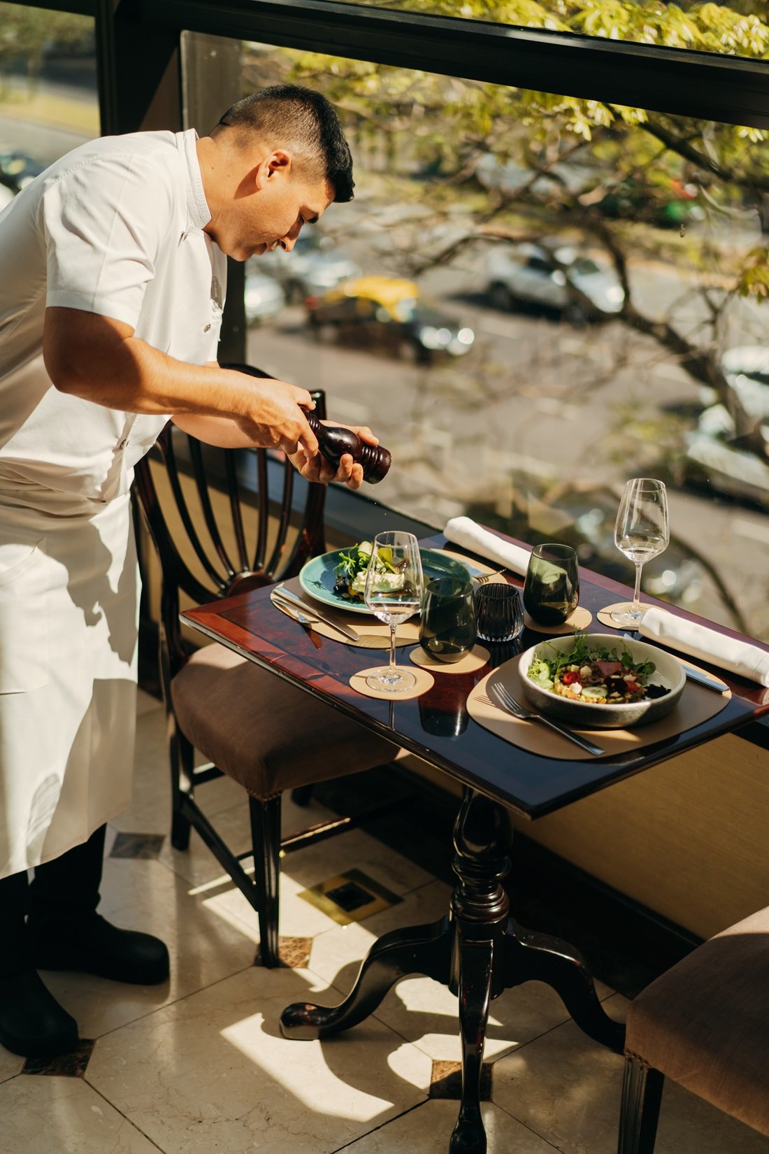 St. Regis Restaurant combina sabores innovadores y lanza su nueva carta ...