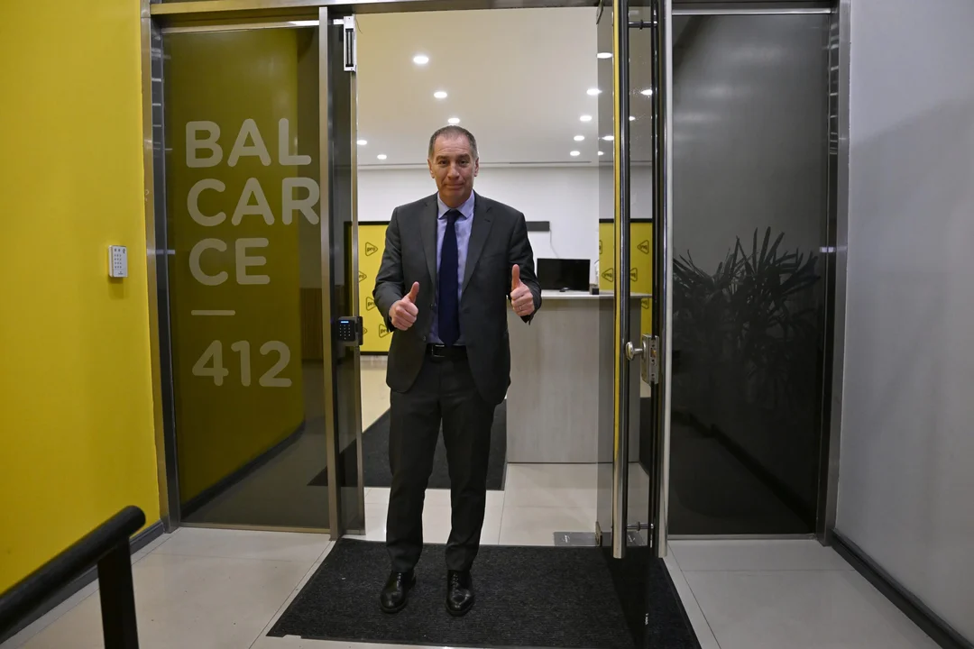 Santilli viaja a Chaco para reunirse con Zdero