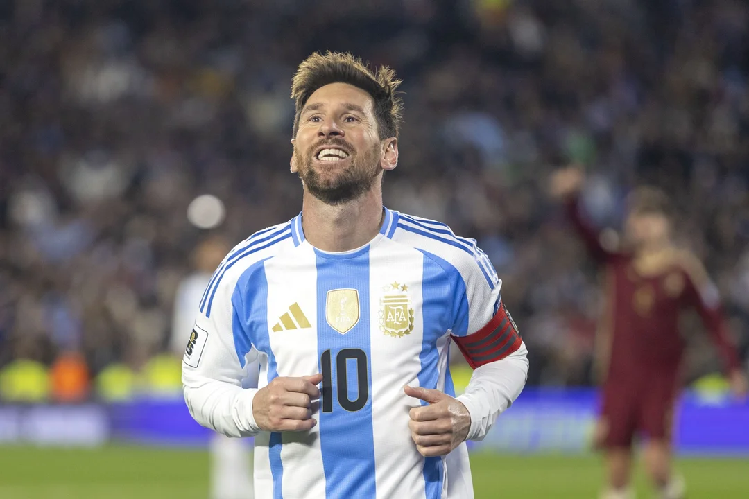 Todos los récords que rompió Messi en los mundiales : Economis